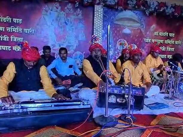 Navratri celebrations at Lanji Darbar, where calves are named. | लांजी ...