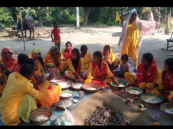 Musahar community built a pandal for the first time