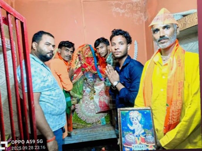 Bhatasa sees a flood of devotees at temples on Durga Ashtami | भटासा ...