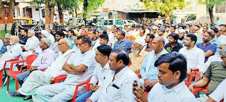 Emphasis on peaceful celebration of festivals and traffic management ...
