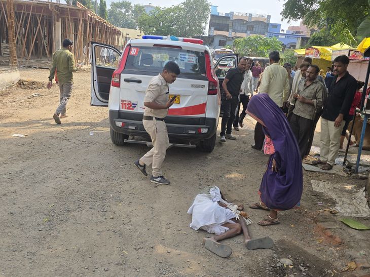 Elderly man crushed to death by Dial 112 in Barwah