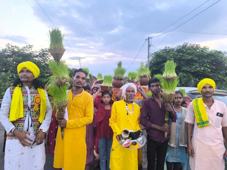 Traditional Wari Jawara Pabun ceremony of Gondian community concluded ...