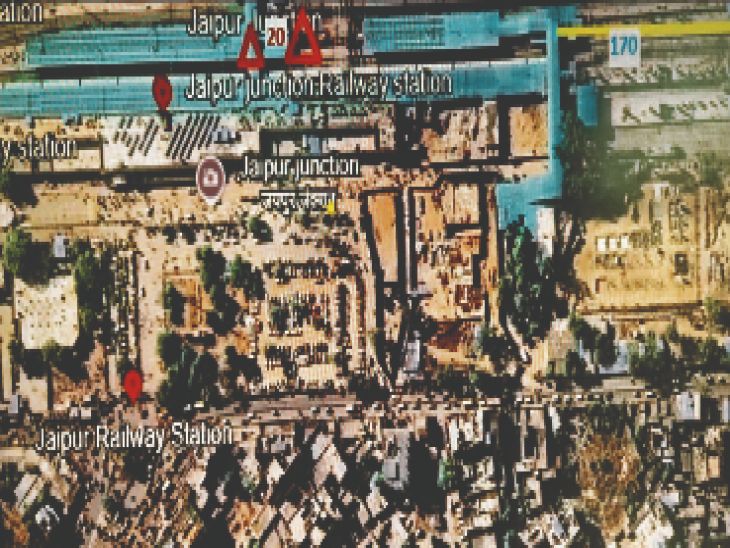 No entry from Second Gate, Howrah Bridge, opposite DRM office from ...