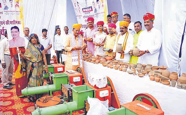 The artisans were given potter's wheel and clay kneading machines ...