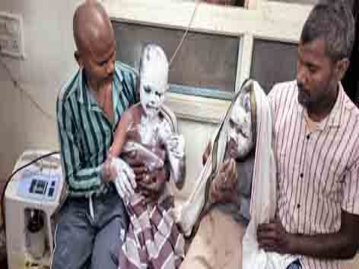 Accident during Dussehra puja in Kutravali of Kailaras | कैलारस के ...