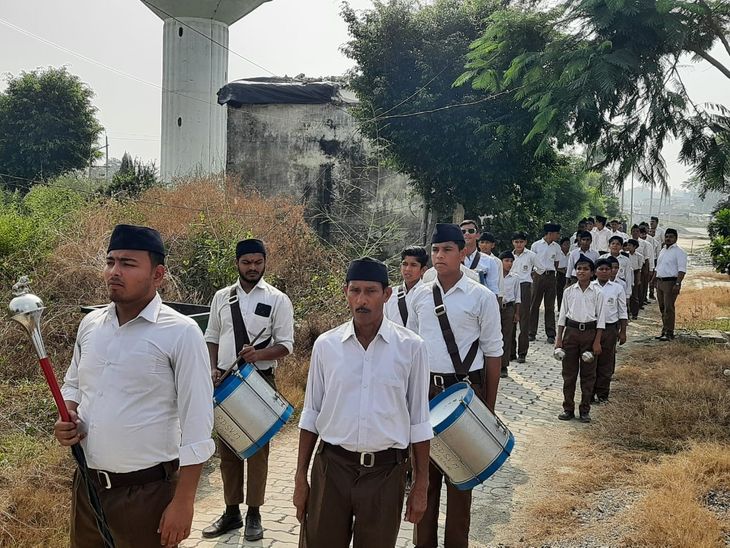 Path Sanchalan in Rampur on RSS Centenary Year
