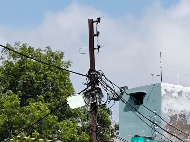 Electricity supply disrupted in Chola area villages