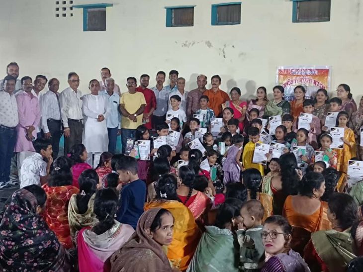 Paliwal community honored talented children | पालीवाल समाज ने ...