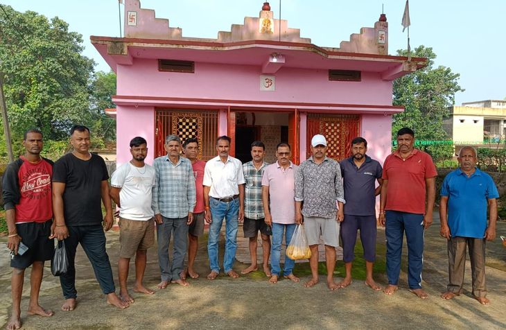 Yadav community held a meeting in Oriya regarding Lakshmi Puja, Narayan ...