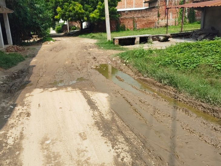 Lack of basic amenities in Rastipur village | रास्तीपुर गांव में मूलभूत ...
