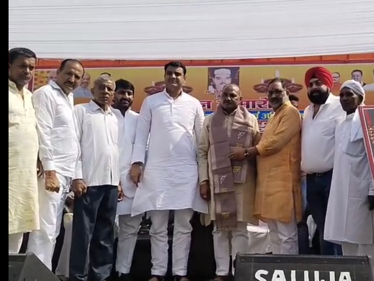 Diwali celebrations at the residence of MLA Ashok Rana