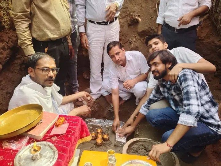 Foundation stone laid for the entrance gate of Digambar Jain Temple at ...