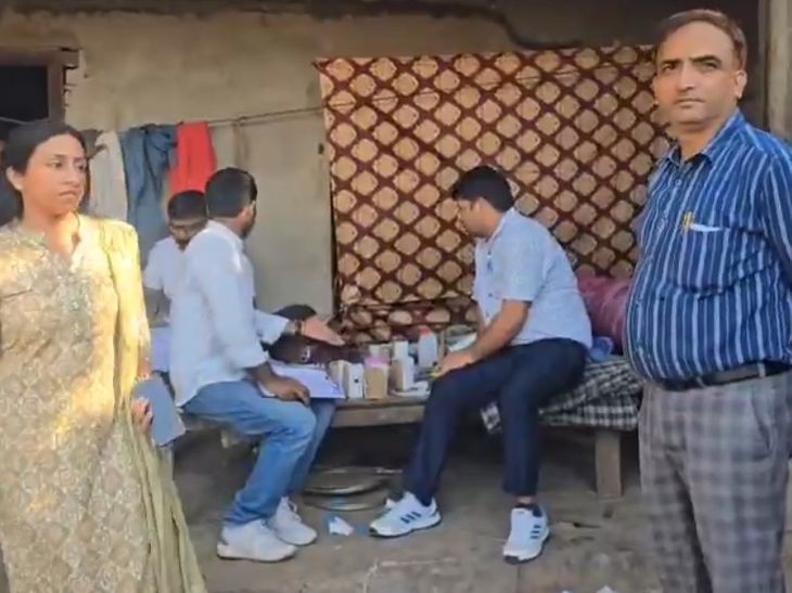 Shravasti: Food department destroys contaminated sweets and fruits