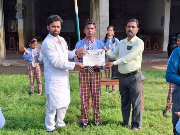 AMPS students win medals in Karate Championship
