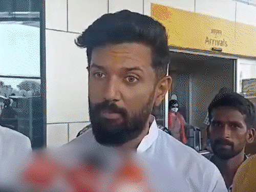 LJP Ram Vilas distributes symbols amid reconciliation in NDA
