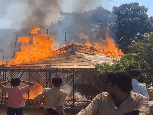 Fire breaks out in the Yagna Mandap in Pushkar
