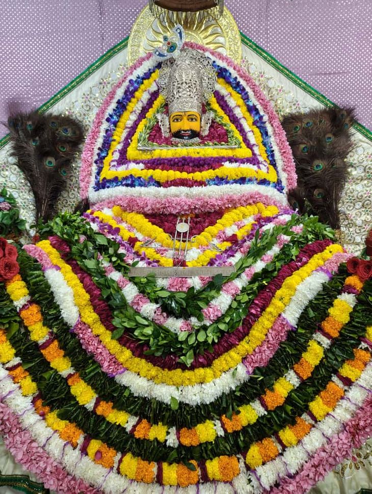 Baba Shyam was specially decorated, the temple complex of Dei was ...