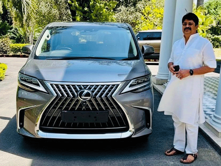 Raja Bhaiya Luxury Car Price; Dhananjay Singh | UP Bahubali