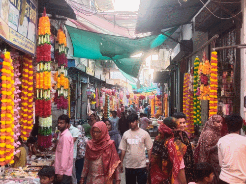 Market booms on Dhanteras in Kotakasim | कोटकासिम में धनतेरस पर बाजार ...