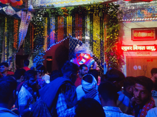 Maha Aarti on Roop Chaudas at Samod Veer Hanuman Temple | सामोद वीर ...
