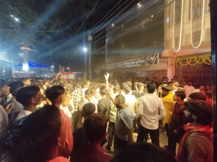 Crowds gathered at the Muhammadabad Gohna Lakshmi Puja fair