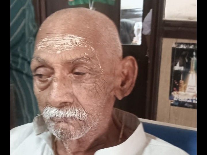 Farmer leader's grandfather passes away in Amroha | अमरोहा में किसान ...