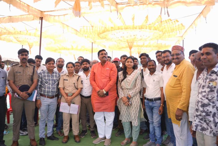 Work begins on a 15-point strategy for VIP movement and crowd control ...