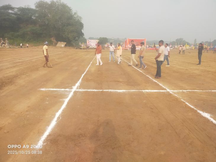 T20 cricket tournament inaugurated at Bateshwar fair | बटेश्वर मेले में ...