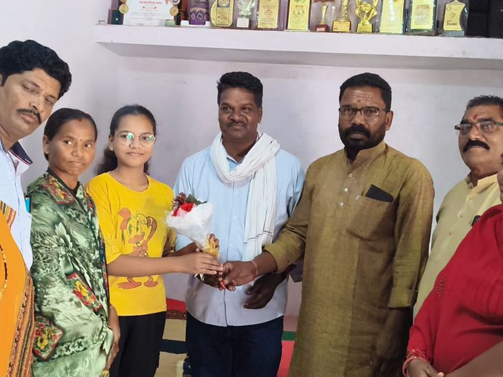 Vaishnavi Sarayam got first place in Girl Child Science Award | वैष्णवी ...