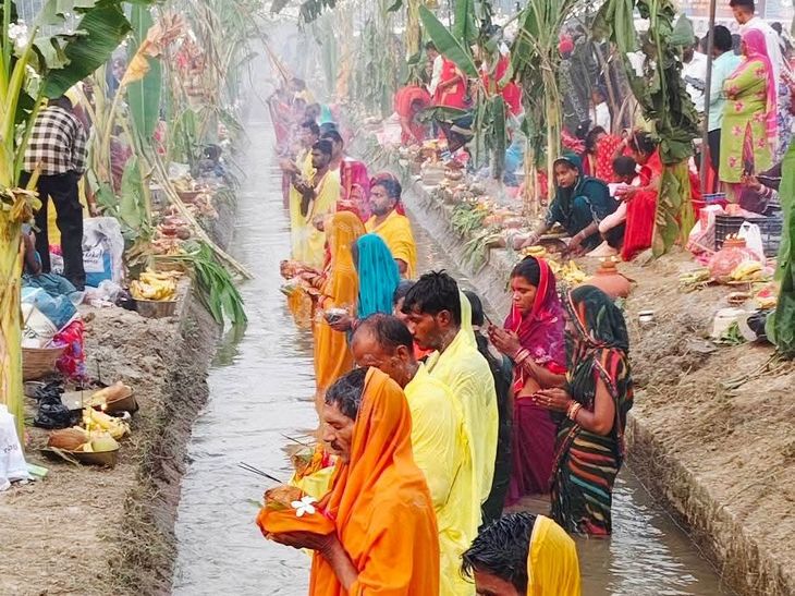 Chhath festival in Sangaria, devotees offered prayers to the Sun ...