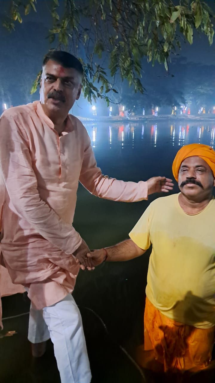 Anil performed puja for the development of BSL by staying in water for ...