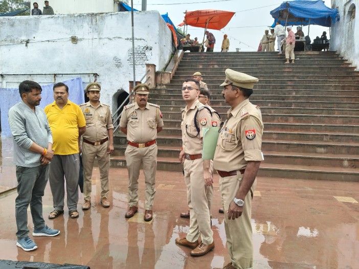 DCP East inspected the Bateshwar fair.