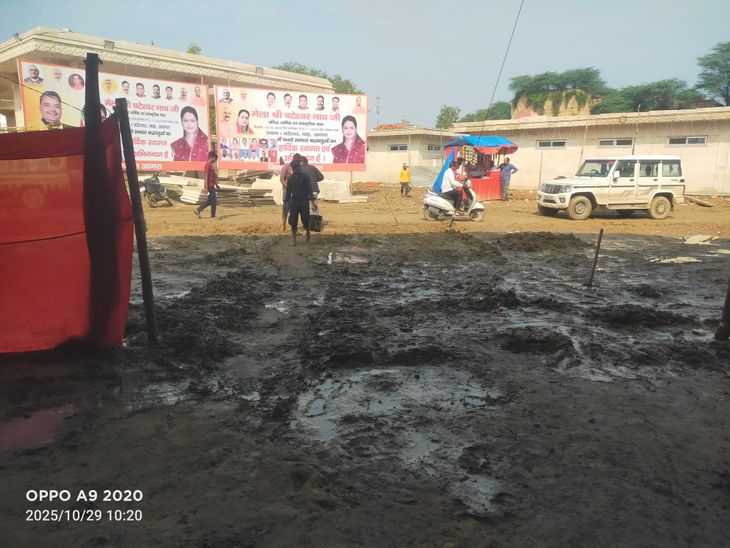 Heavy rains submerged the pandal at Bateshwar fair.