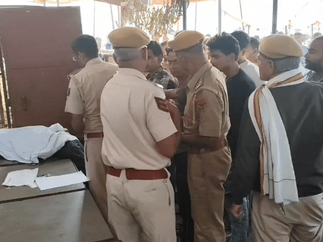 Man dies after falling/Bharatpur/Mathur Gate Police Station/Death Body ...