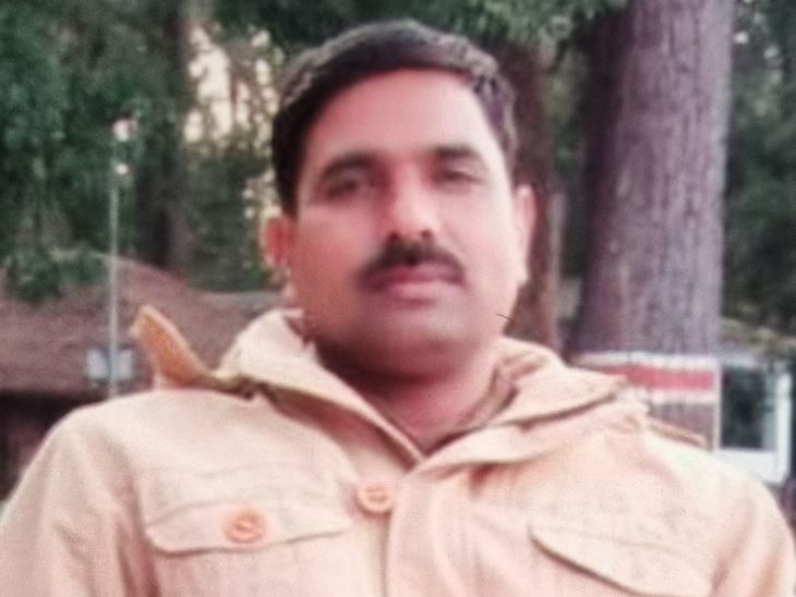 Sambhal SP put the police station in-charge on the line.