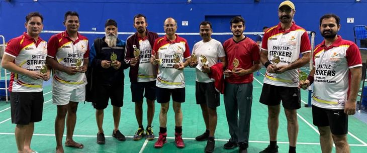 10 teams participated in the badminton league | बैडमिंटन लीग में 10 ...