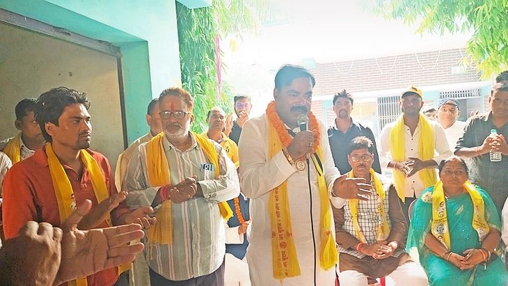 Jan Suraj Party candidate inaugurated the election office