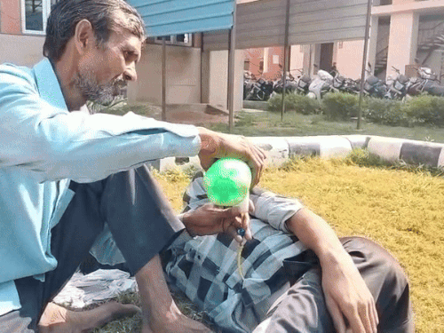 Another video of inhumanity in Meerut Medical Hospital