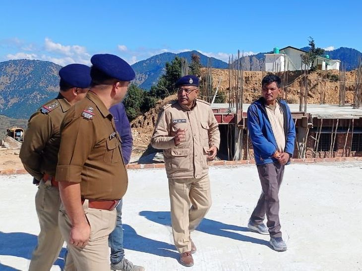 SP Chamoli visited Bhararisain-Gairsain | एसपी चमोली ने भराड़ीसैंण ...