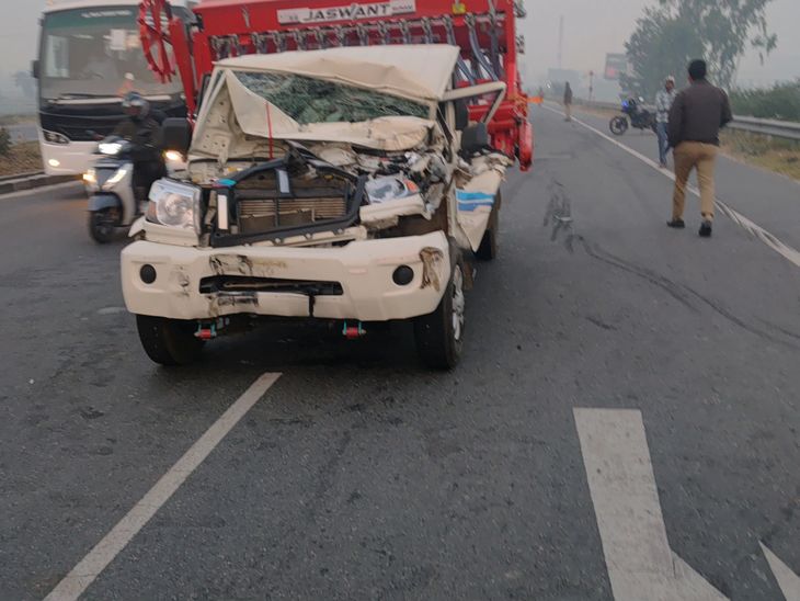 Two accidents on Bachlauta flyover, ambulance damaged
