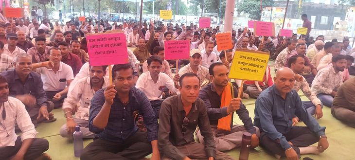 Cooperative society employees' strike continues, preparations for paddy ...
