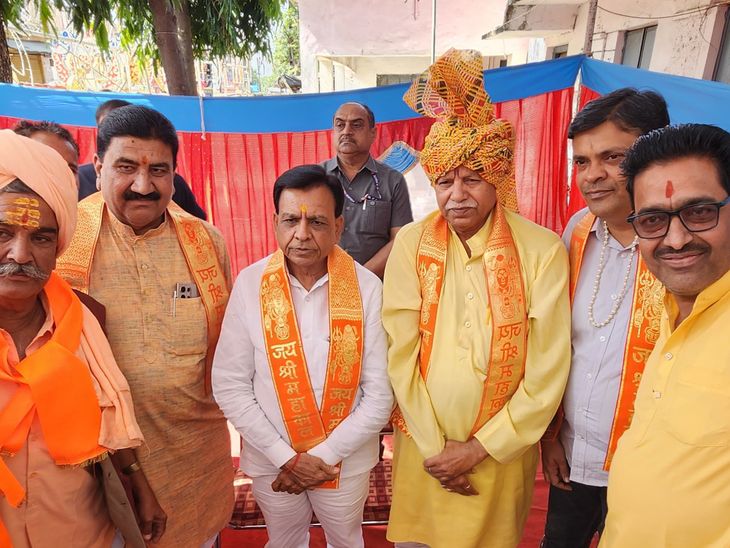 Deputy CM Deora participated in the Kalash installation ceremony in ...