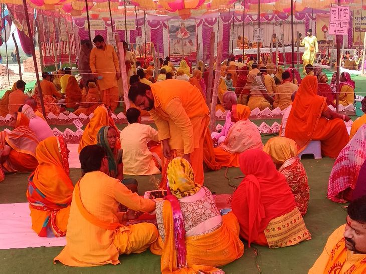 51 Kundi Gayatri Maha Yagna held at Achalda | अछल्दा में 51 कुण्डीय ...