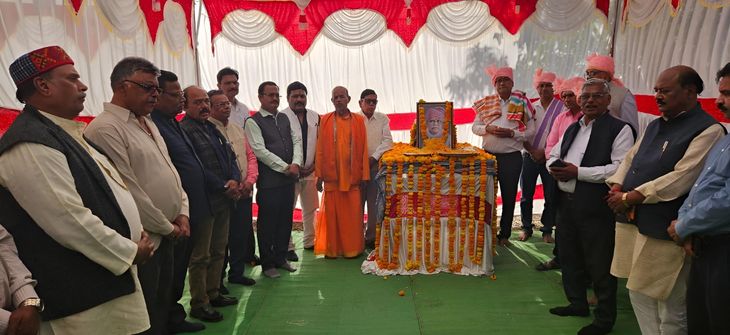 Kushwaha community pays tribute to social worker late Jagannath Prasad ...