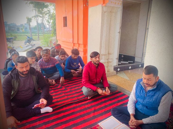 Mass Hanuman Chalisa recitation at the Shiva temple in Meherbani ...
