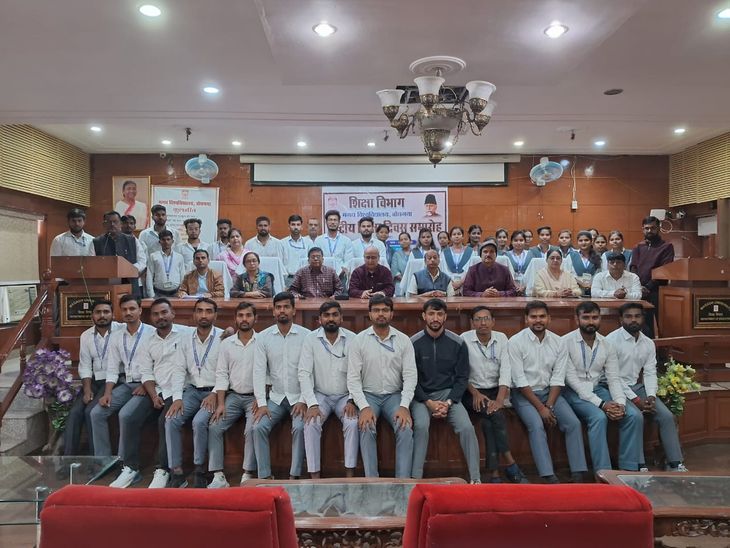 Maulana Azad was remembered on the eve of National Education Day at ...