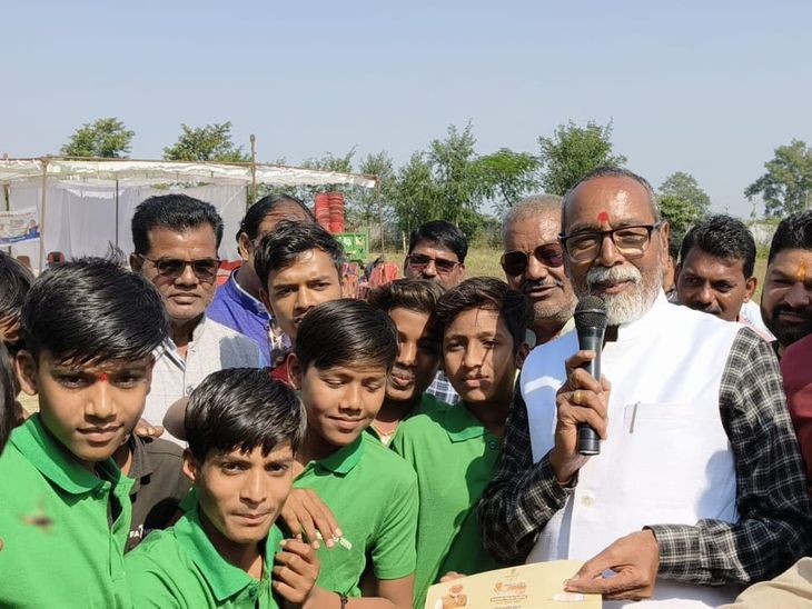 MLA Tandon gave the message of cleanliness in the MP Sports Festival ...