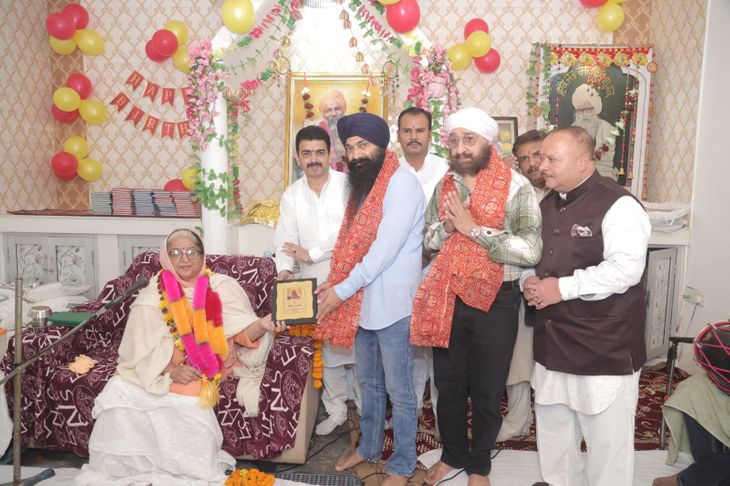 Applying spiritual knowledge to real life eliminates worries: Guru Maa ...