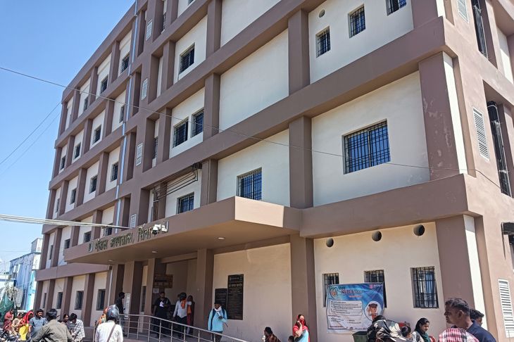 Patients and staff are troubled due to lack of boundary wall in the ...