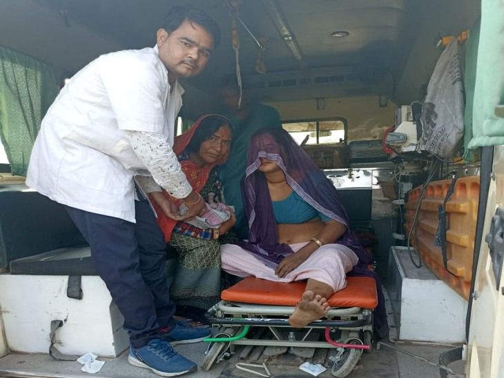 Woman gives birth to baby in ambulance | महिला ने एंबुलेंस में दिया ...